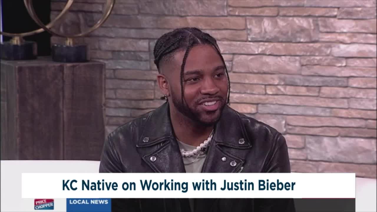 Justin Bieber Laughing 2022 Gif
