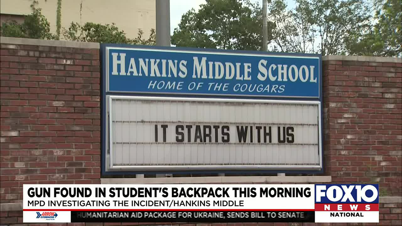 Brick The Middle 2022