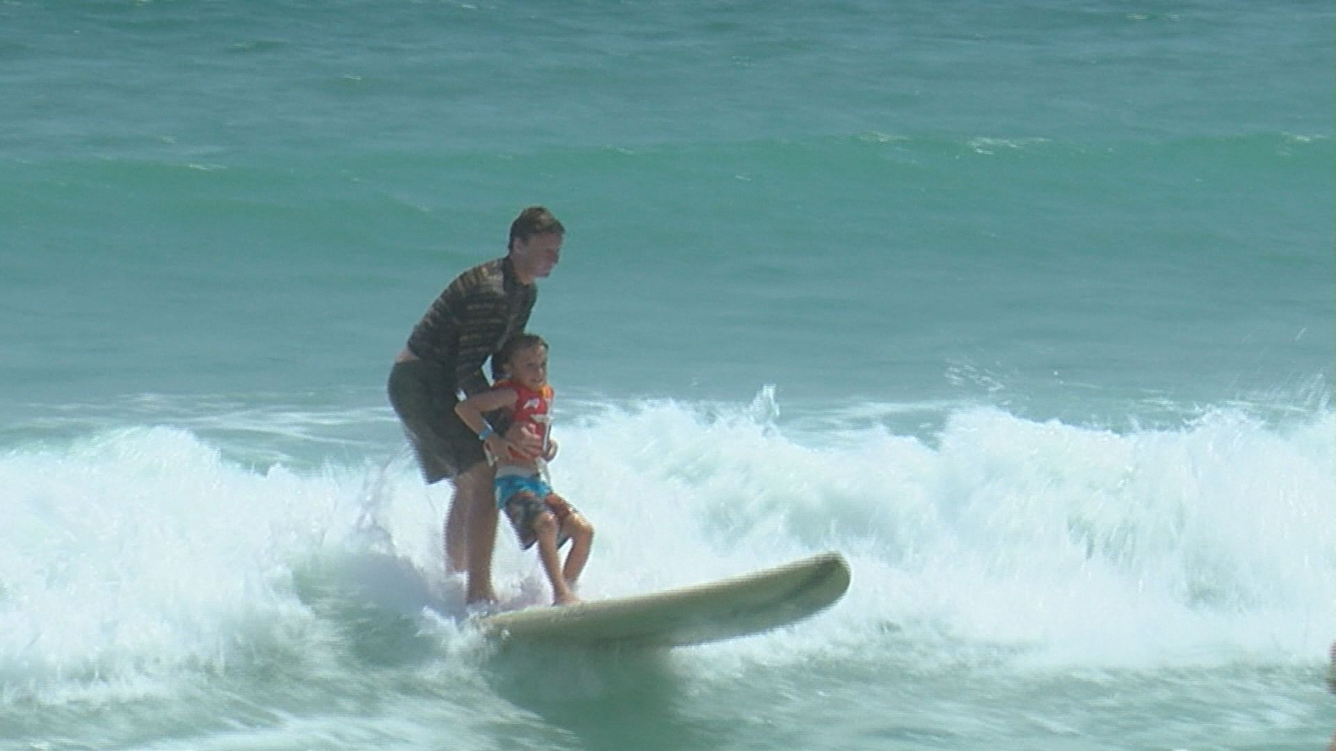 Izzy Paskowitz Pro Surfer
